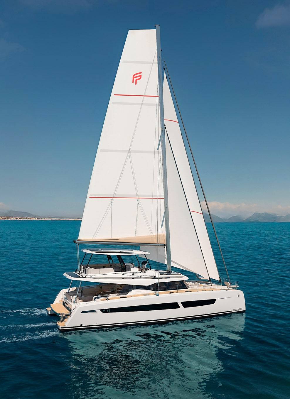Fountaine Pajot | Catamarans à voile de luxe et Motors Yachts